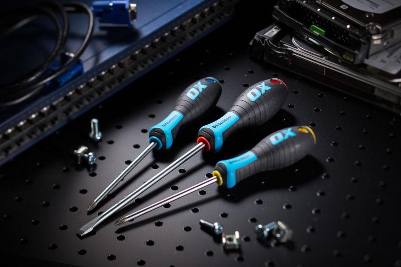 OX Pro 7 Piece Screwdriver Set | Plumberstools